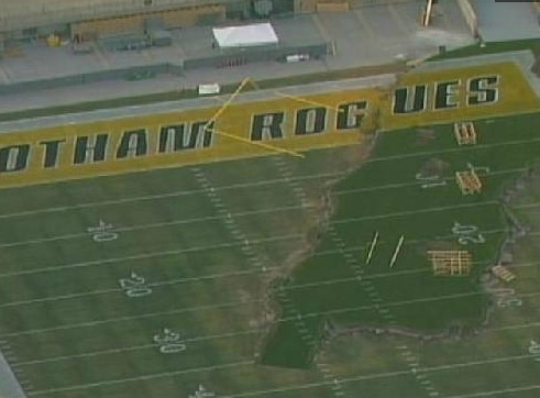 Pittsburgh Steelers To Portray Gotham Rogues In THE DARK KNIGHT RISES